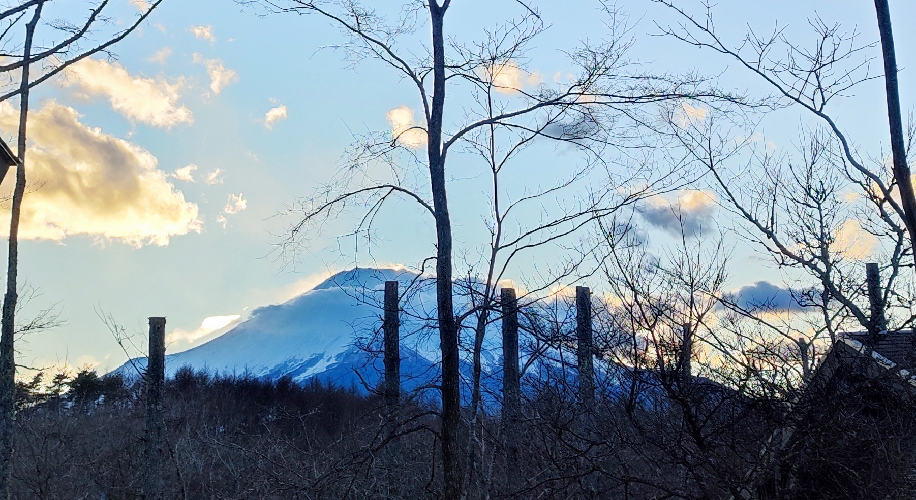 【公式】Gufo RESORT 富士山中湖 | 最安値｜ベストレート保証